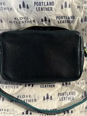 Portland Leather | Bags | Portland Leather Boreal Small Camera Ba ...